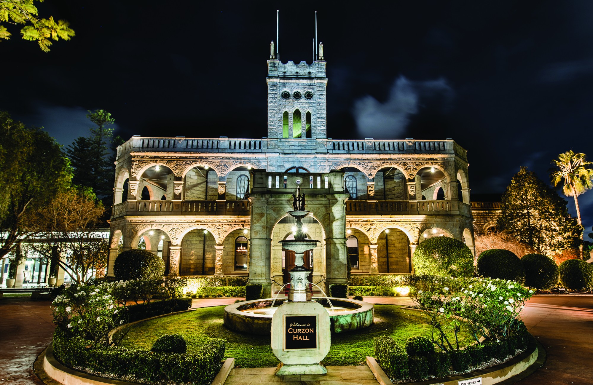 Curzon Hall: Book & Save with Venuemob